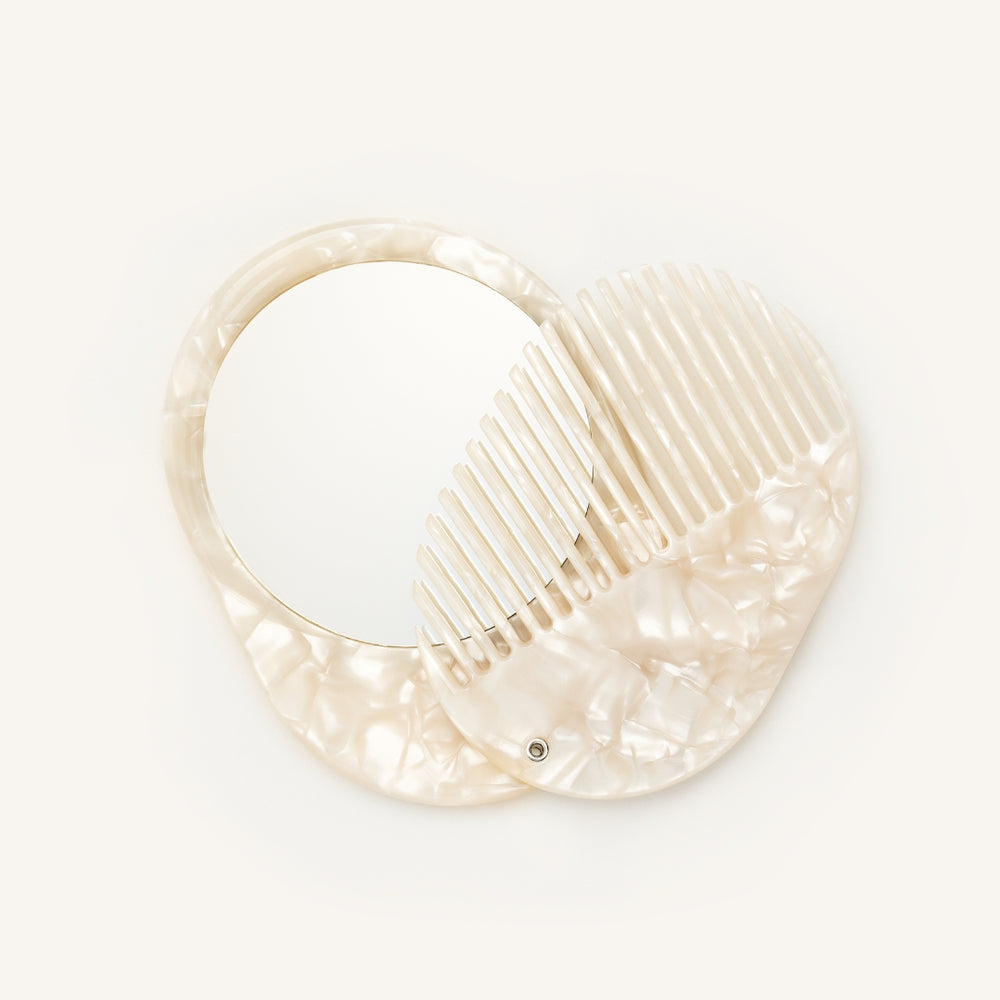 Comb Mirror – Hearts Valley