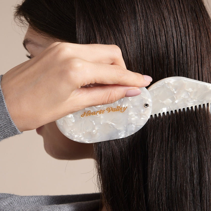 Comb Mirror – Hearts Valley